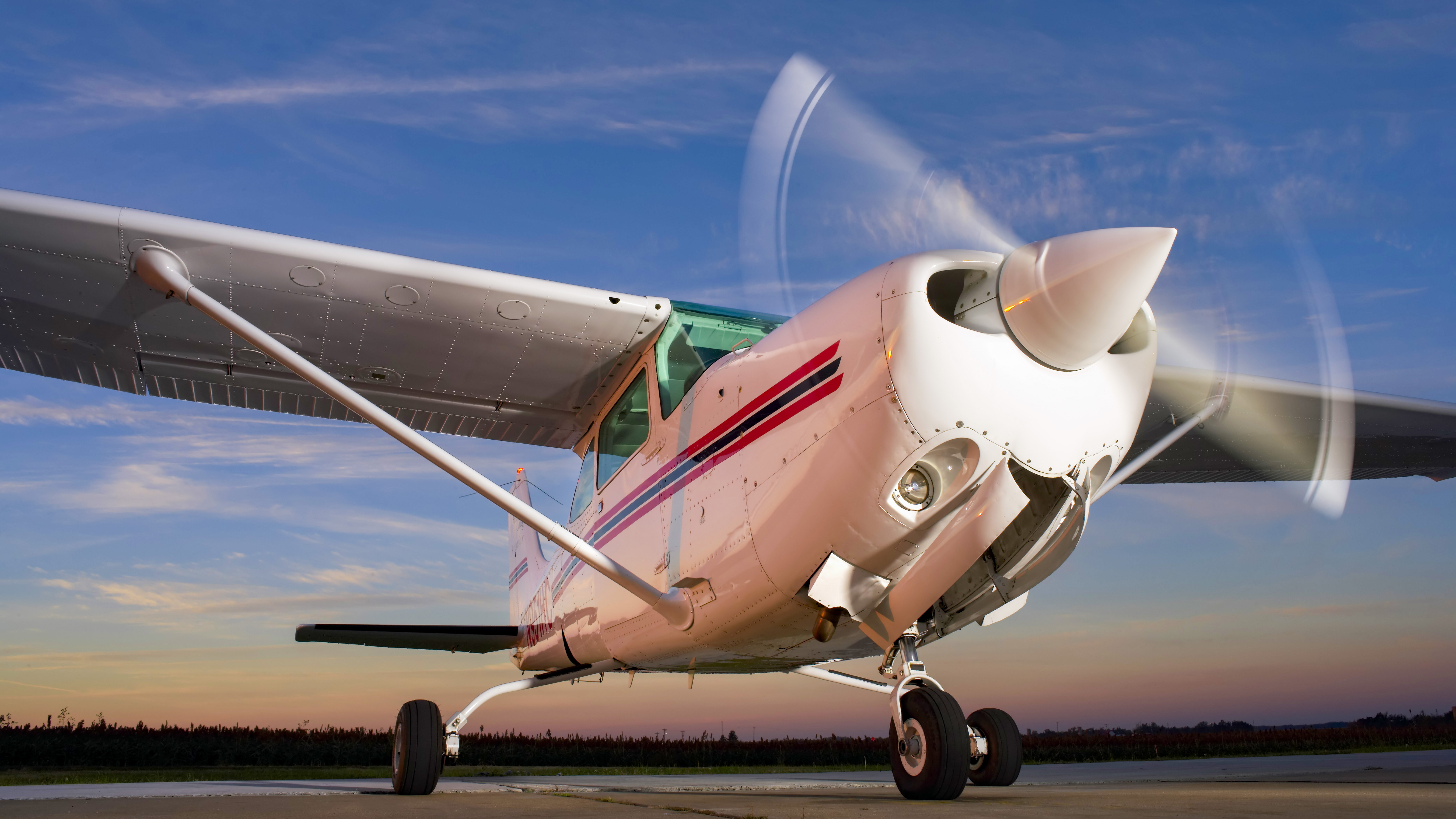 Aircraft Spotlight: The Grumman Tiger: Speed and Economy - You Can Fly